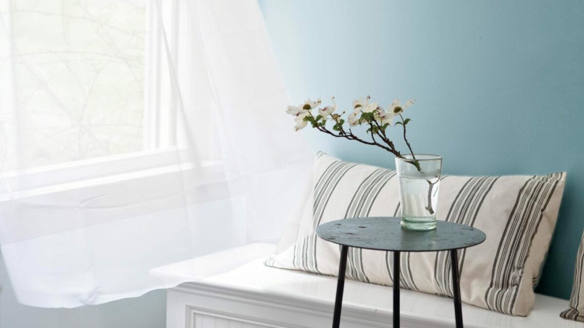 Refreshing Blue Paint Colors: Hello, Summer!