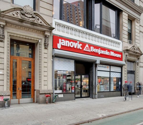 About | Janovic - The Color Authority